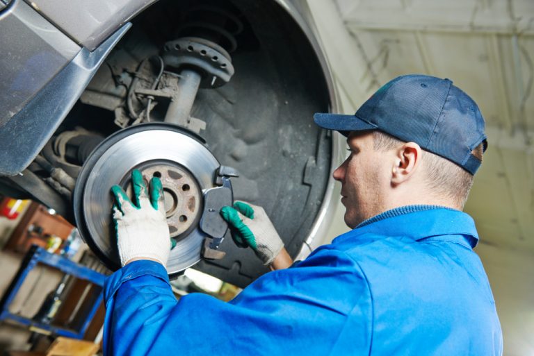 7 Common Services Offered by an Auto Repair Shop - Seen Moments